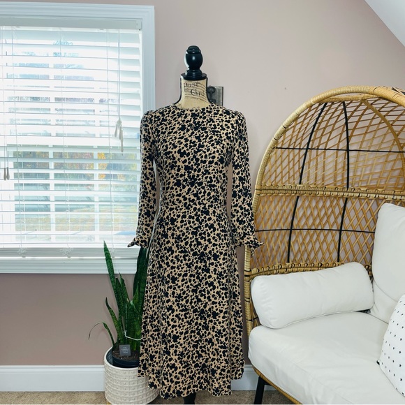 Reformation | Dresses | Reformation Womans Spotted Dress | Poshmark